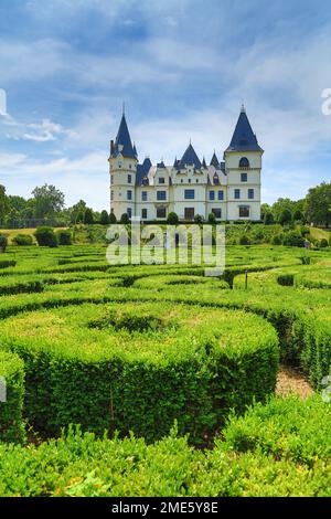Castle with garden (Andrássy Kastély, Tiszadob Stock Photo - Alamy