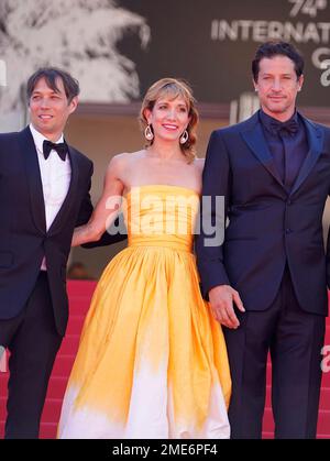 RED ROCKET, from left: Simon Rex, Ethan Darbone, 2021. © A24 / Courtesy ...