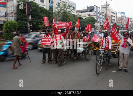 Auto rickshaw owners associated with All India Trade Union Congress ...
