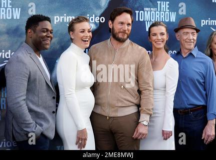 Yvonne Strahovski, Chris Pratt and Betty Gilpin, from left, cast ...