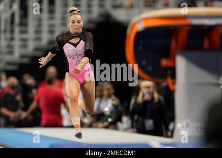 MyKayla Skinner competes on the vault during the women's U.S. Olympic ...