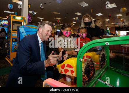 IMAGE DISTRIBUTED FOR CHUCK E CHEESE - Kids and families attend Chuck E ...