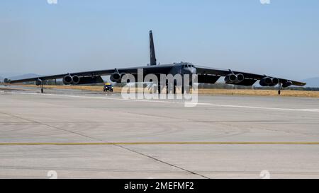 A B-52 Stratofortress from Barksdale AFB lands on the flight line at ...