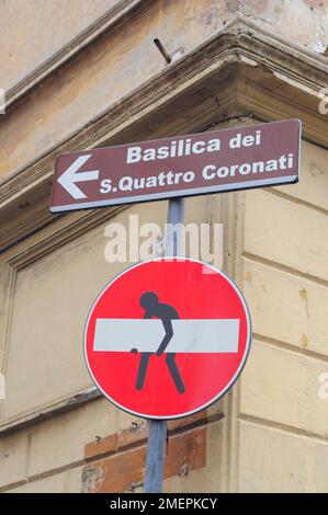 no entry sign rome Stock Photo - Alamy