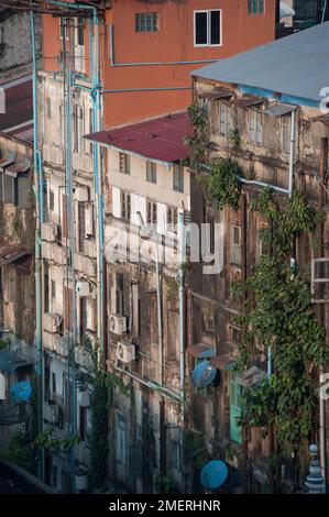 Downtown Yangon apartment building Stock Photo - Alamy