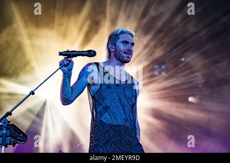 Walk the Moon in concert at the Coral Sky Ampitheatre Stock Photo - Alamy