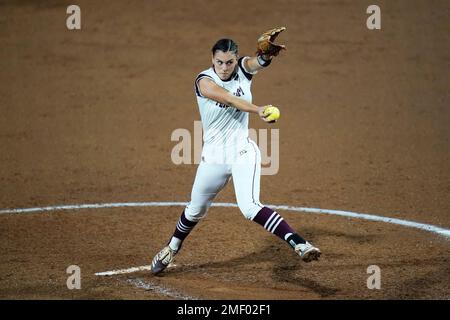 Texas A&M pitcher Grace Uribe (8) throws a pitch during an NCAA ...