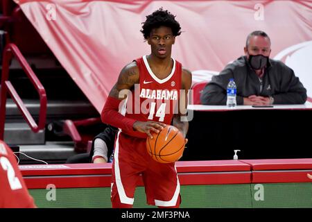 Alabama guard Keon Ellis (14) reacts after being fouled in the first ...