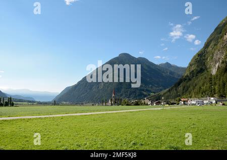 Pfarrkirche Mariä Himmelfahrt (Chiesa Parrocchiale di Santa Maria ...