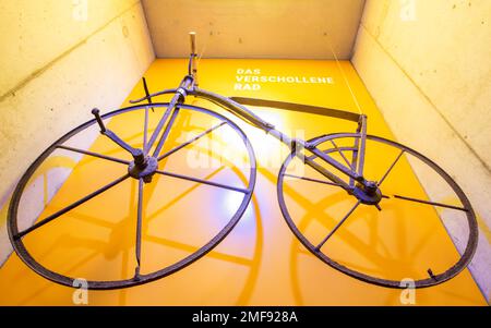 Wismar, Germany. 24th Jan, 2023. A "Berg-Wie-Tal" bicycle from the ...