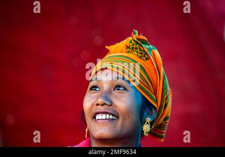 Tribal Girl in traditional Khasi dress called Jainsem,giving the body a ...