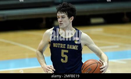 Notre Dame guard Cormac Ryan (5) dribbles against North Carolina during ...