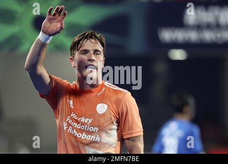 BHUBANESWAR - Jorrit Croon (NED) in a duel with Nils Strabucchi (CHI ...