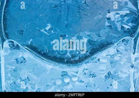Ice pattern formation on a small woodland pond in Pebnnsylvania's ...