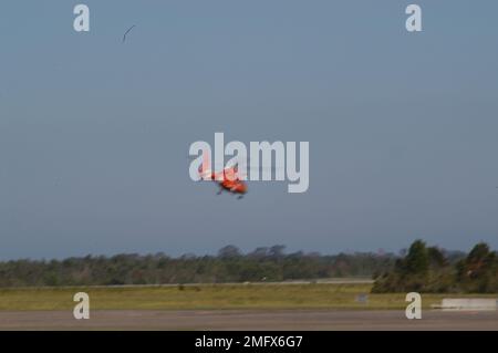 Aircrafts - HH-65 Dolphin - 26-HK-54-14. Nose of HH-65 on ramp ...