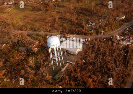 Vice Admiral Vivien Crea - 26-HK-15-5. Hurricane Katrina Stock Photo ...