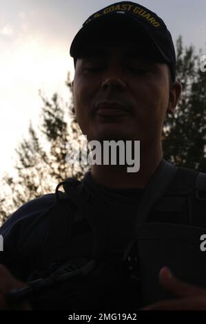 Marine Safety Unit - 26-HK-132-41. Hurricane Katrina Stock Photo - Alamy