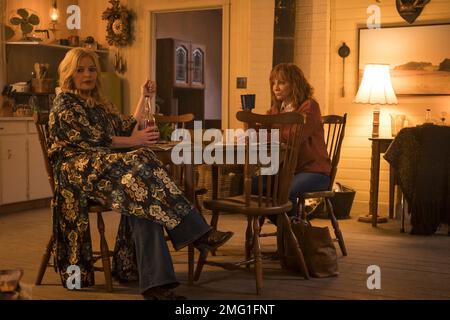 REBA MCENTIRE'S THE HAMMER, from left: Kay Shioma Metchie, Reba ...