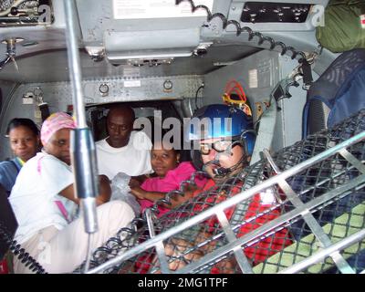 Search and Rescue Operations - 26-HK-260-78. Hurricane Katrina Stock ...