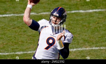 Denver Broncos quarterback Jeff Driskel (9) in action against ...