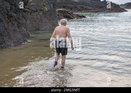 Driving and Ducking, Paddy Conaghan around Ireland Stock Photo - Alamy