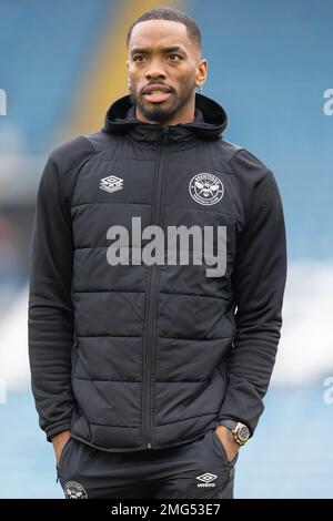 Ivan Toney of Brentford looks around the stadium before the Premier ...