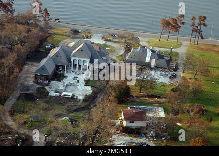 Aftermath - Aerial - 26-HK-296-173. Hurricane Katrina Stock Photo - Alamy