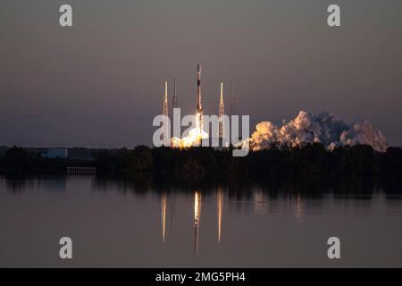 A SpaceX Falcon 9 rocket carrying the GPS III SV06 payload launches ...