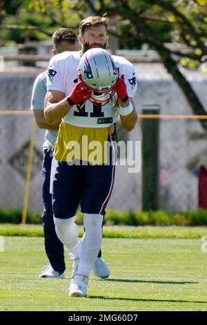 New England Patriots wide receivers Julian Edelman (11) and Dontrelle ...