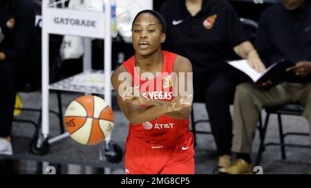 Las Vegas Aces guard Lindsay Allen (15) brings the ball up the court ...