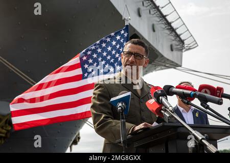 U.S. Marine Corps Col. Paul J. Nugent, commanding officer, Headquarters ...