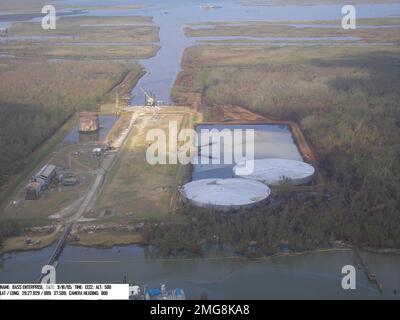 ESU St. Louis - Oil Fields and Surrounding Area- Aerial - 26-HK-318-3 ...