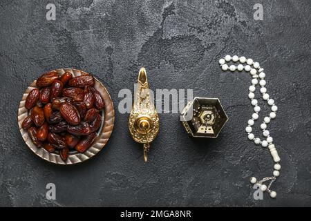 Aladdin lamp of wishes, Muslim lantern and prayer beads for Ramadan on ...
