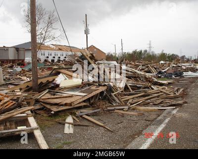 Aftermath - Miscellaneous - 26-HK-48-16. large group of displaced cargo ...