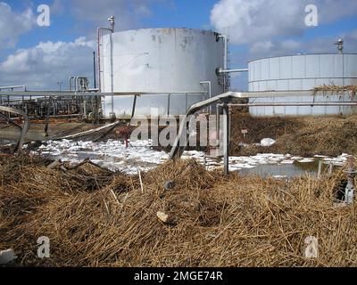 Pollution - ESU St. Louis Response - South Bass - 26-HK-233-107. Drum ...