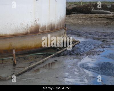 Pollution - ESU St. Louis Response - Miscellaneous - 26-HK-255-89 ...