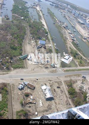 Sector New Orleans - Aftermath - 26-HK-149-37. Hurricane Katrina Stock ...