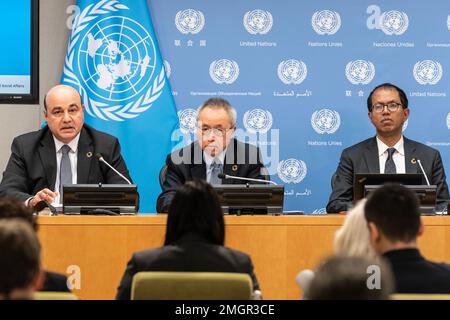 Hamid Rashid, Li Junhua, Shantanu Mukherjee brief press on the UN World ...