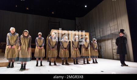 Madeleine Worrall (Jane), Craig Edwards (Lockwood) in JANE EYRE at the ...