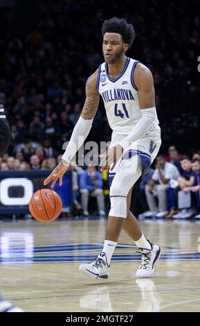 Villanova forward Saddiq Bey (41) dunks the ball over Army forward Ben ...