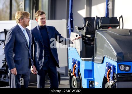 HELMOND - King Willem-Alexander is given a guided tour during the ...