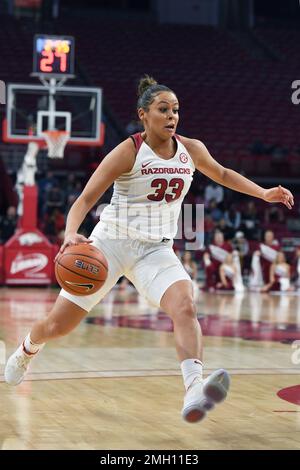 Arkansas guard Chelsea Dungee (33) celebrates after defeating ...