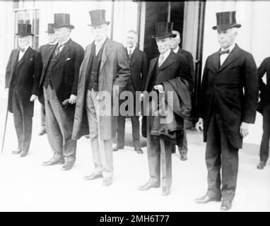 Justice George Sutherland of Supreme Court ca. 1924 Stock Photo - Alamy