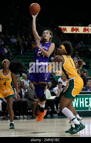 Baylor forward NaLyssa Smith goes up for a shot against Oklahoma State ...