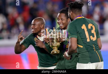 South Africa's Makazole Mapimpi (left), Abu Nkosi and Lukhanyo Am (right) during the 2019 Rugby ...