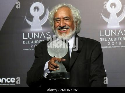 Mexican actor Rafael Inclan poses with his Lifetime Achievement prize ...