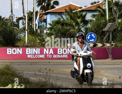 'Welcome to Bonaire' sign, Kralendijk, Bonaire, ABC Islands, Leeward ...