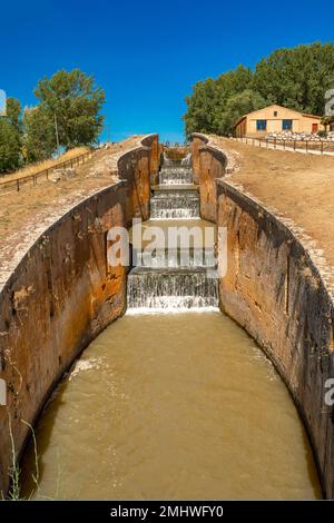 Canal Floodgate, Canal of Castile, 18-19th Century Hydraulic ...