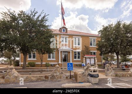 Tilden, Texas, USA - October 14, 2022: The McMullen County Courthouse ...