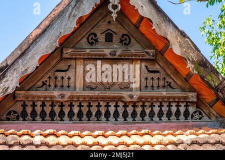 Carving wood gable roof on a resort hotel in India, Alappuzha, Kerala ...